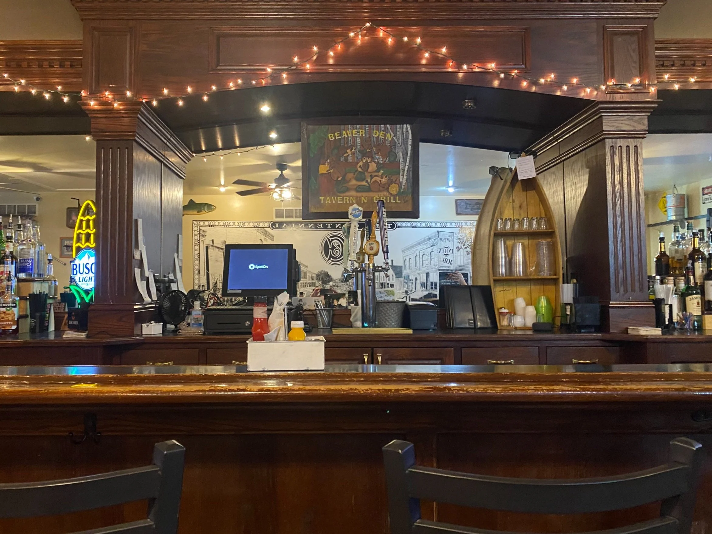 Beaver Den Tavern