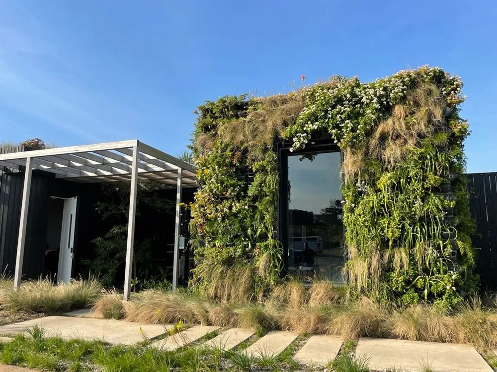 WORK — Land Art Studio