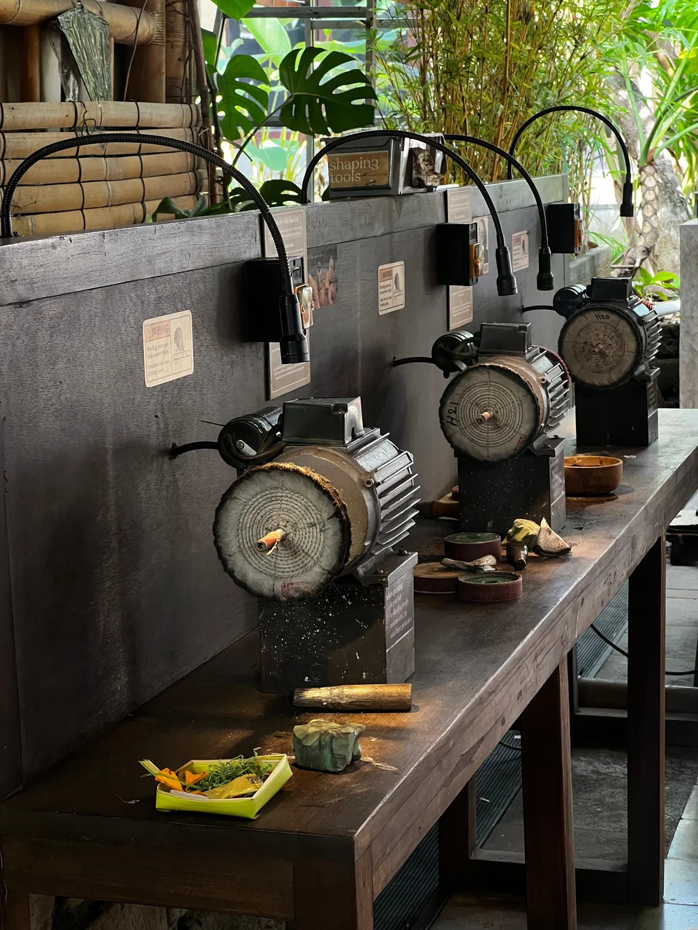 Parallel Universe Jewelry Making | Silver Workshops in Ubud, Bali.