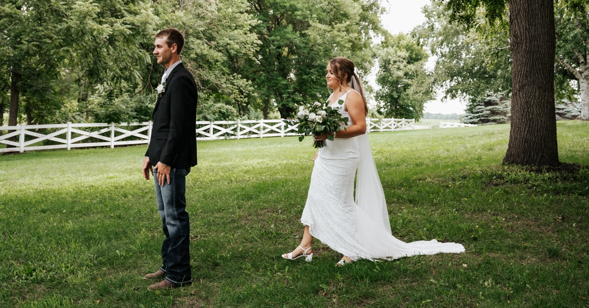 Why Couples Should Do First Look Wedding Photos — Frolic Photo Co.