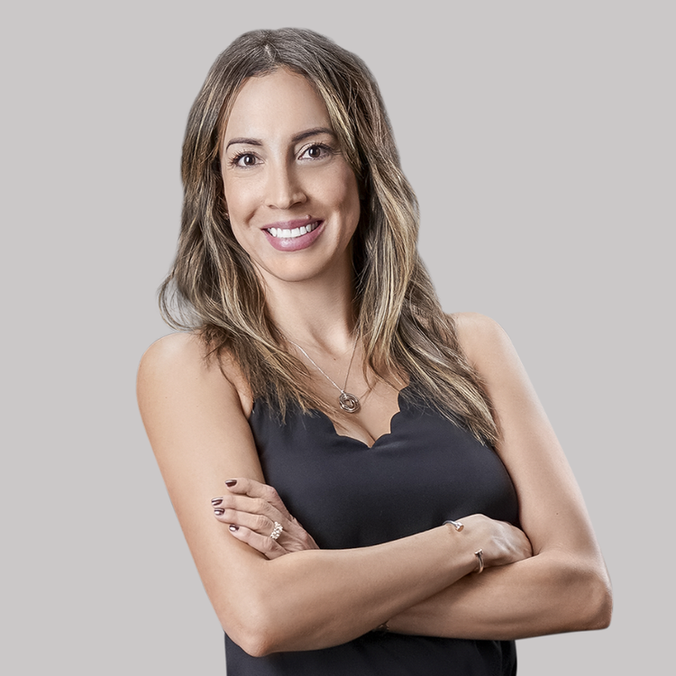 Serena Heuser — Magenta