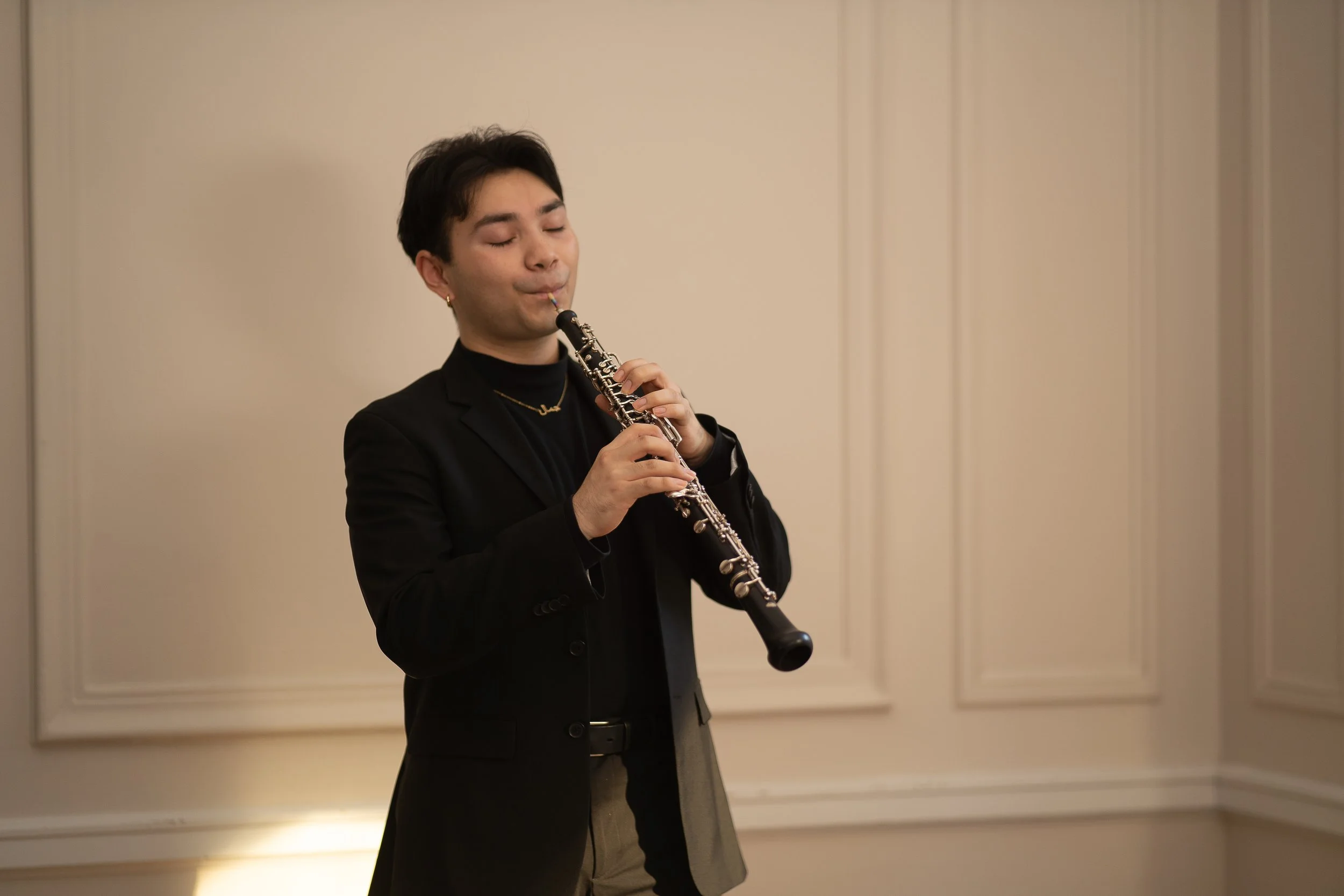 Oliver Talukder - oboist