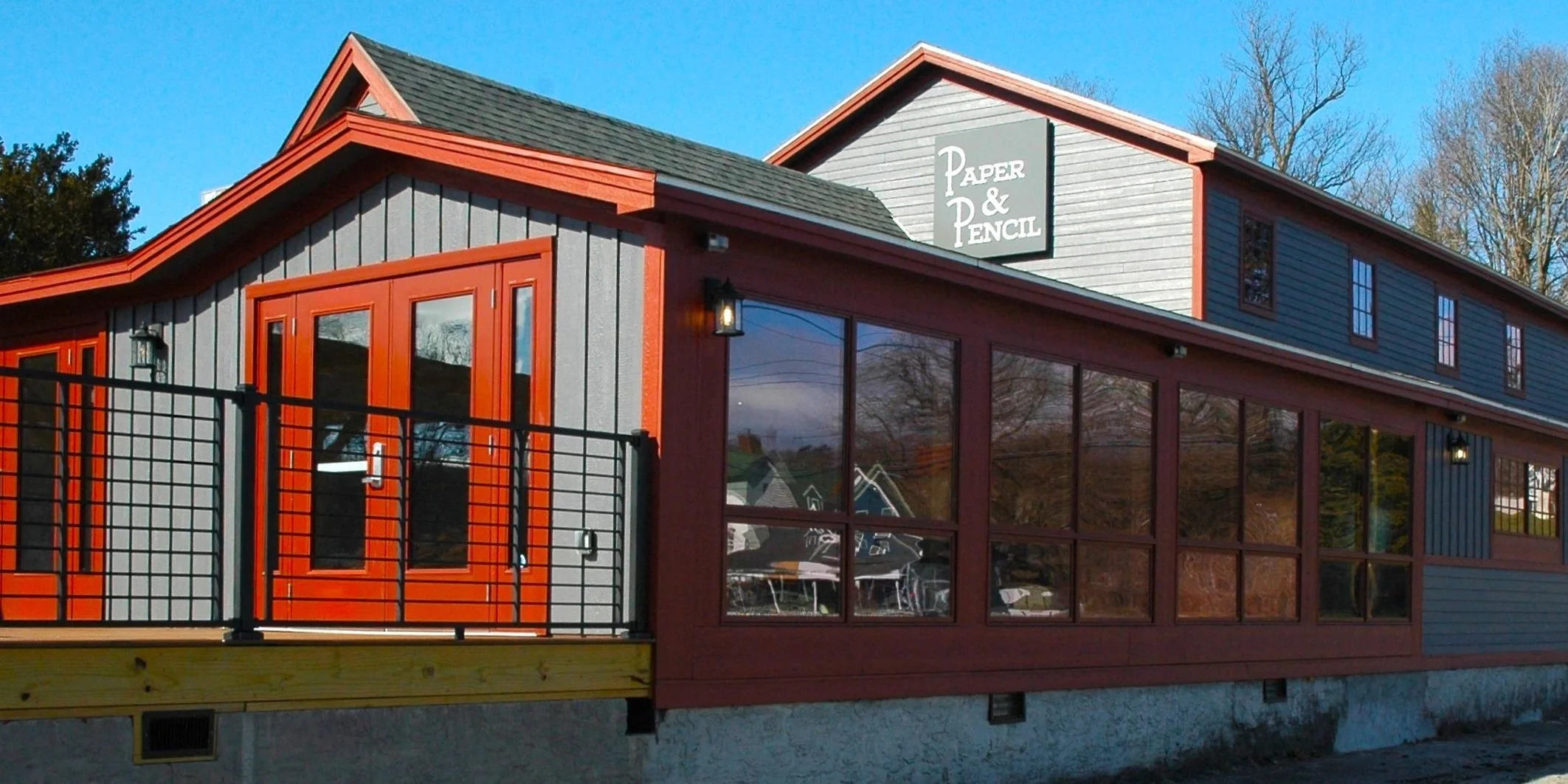 Paper & Pencil Restaurant and Lounge