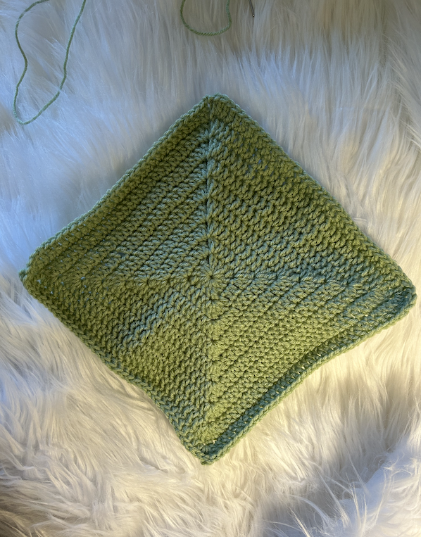 Free Crochet Pattern: The Sorrel Kindle Pouch — Yarn Bean Fiberworks