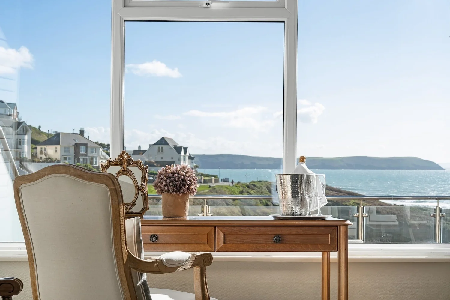 Stay at Our Premier Beachfront Hotel - Watersmeet Hotel