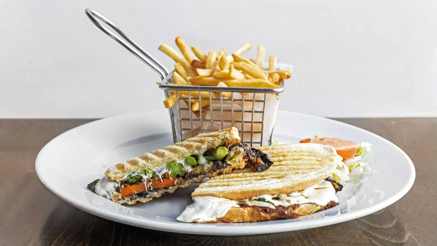Menu — Tee Bar & Grille