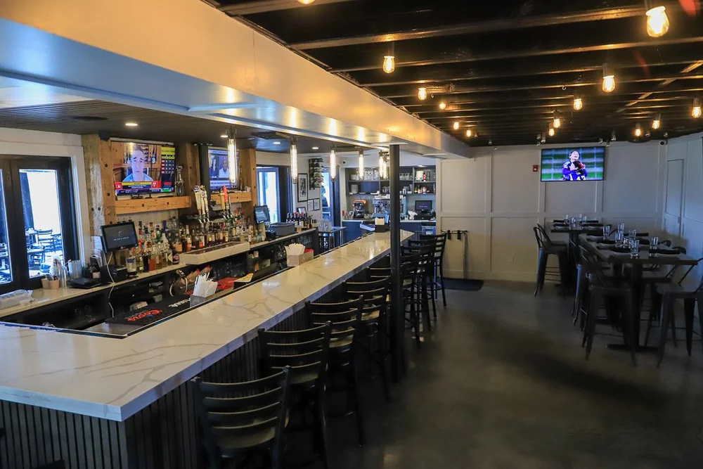 Gallery — Tee Bar & Grille