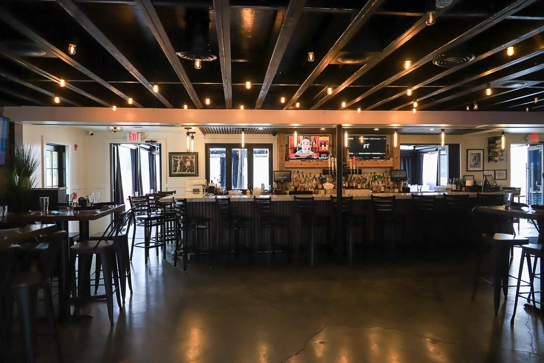 Gallery — Tee Bar & Grille