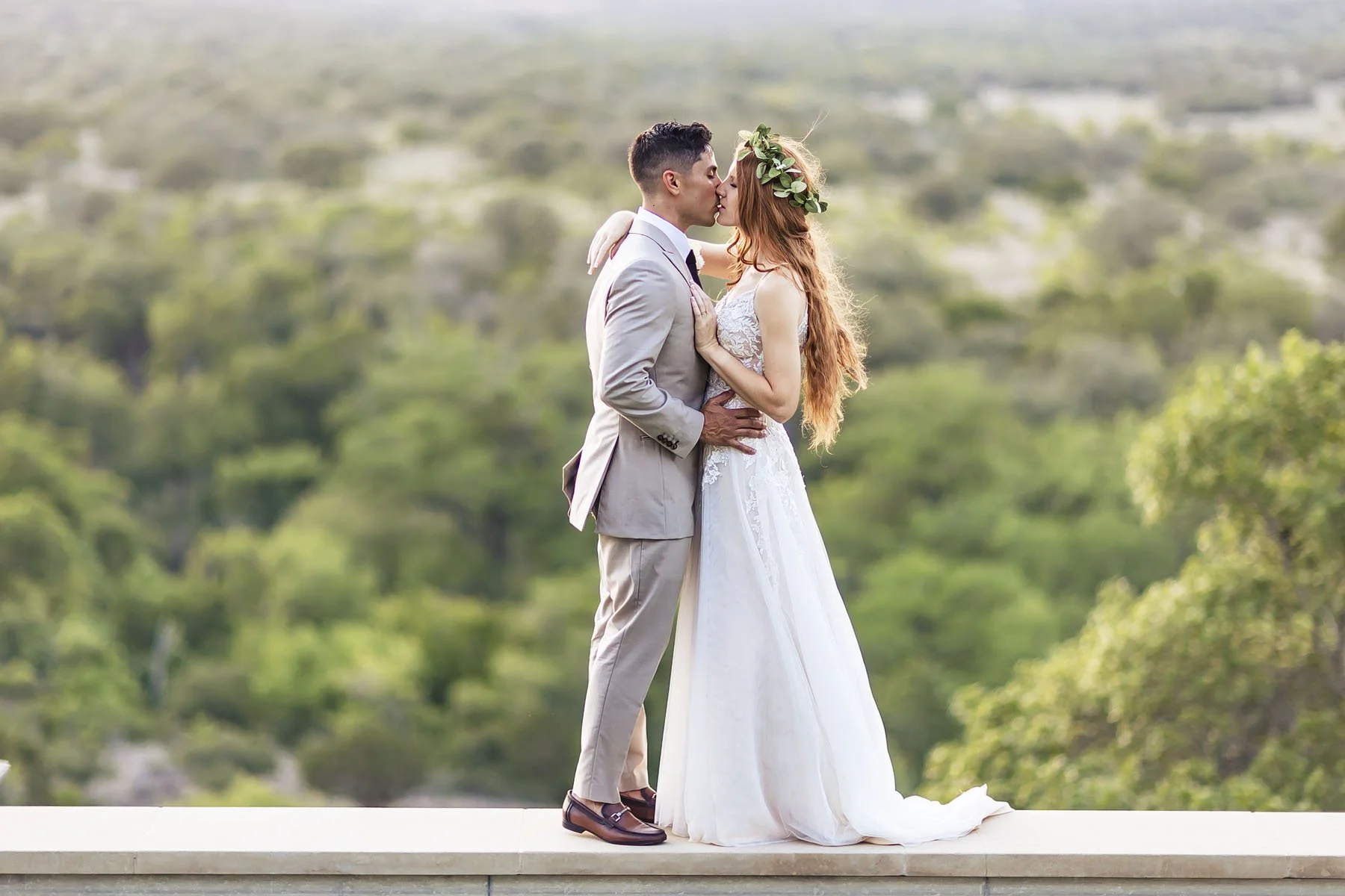 kristin bednarz | documentary wedding photographer