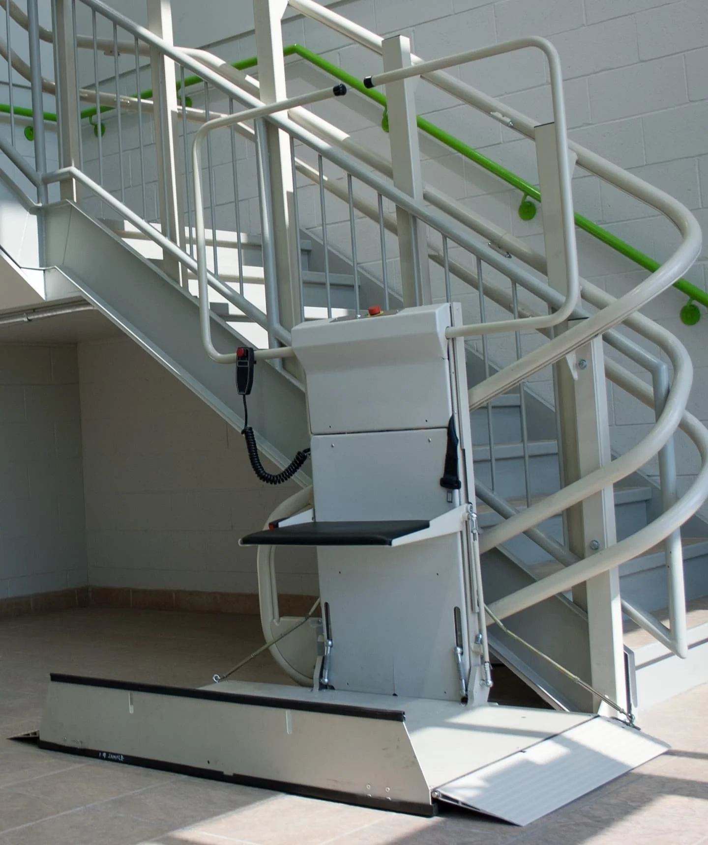 What Is A Vertical Platform Lift? — Keystone Accessibility