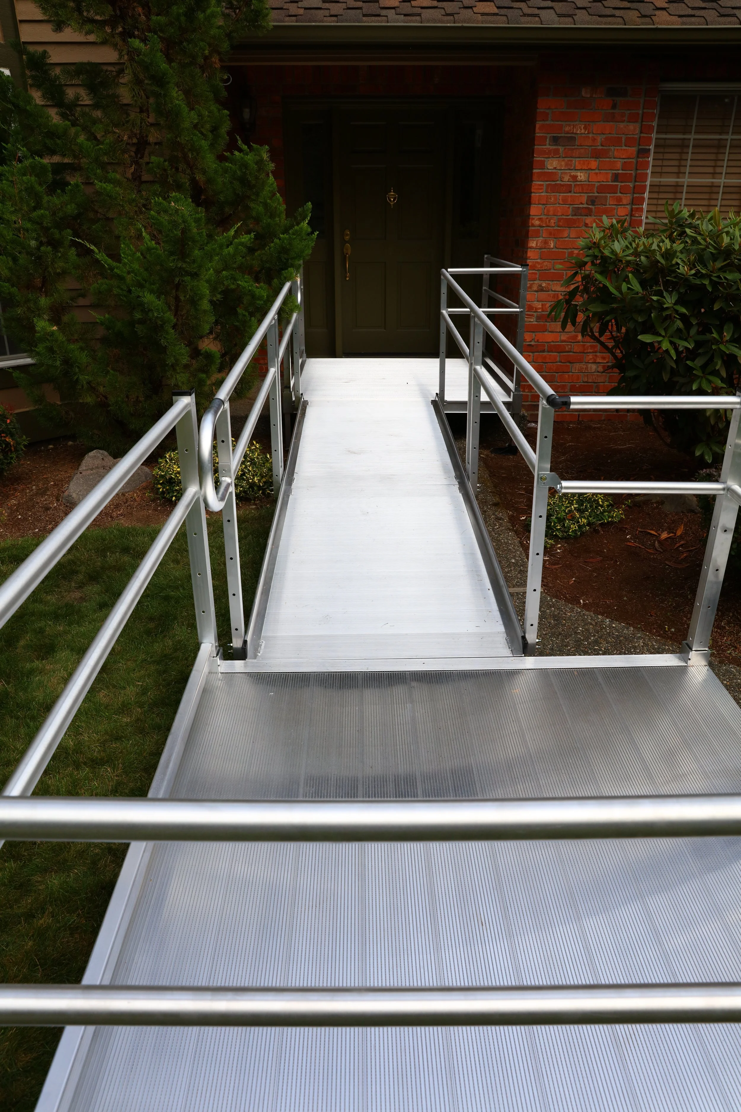 Discover Customizable Modular Ramps for Easy Home Accessibility ...