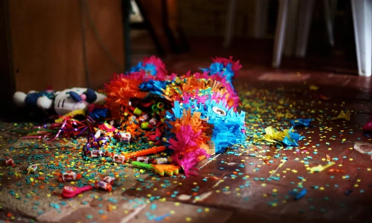 Piñata Day, April 18 — Web-Holidays.com