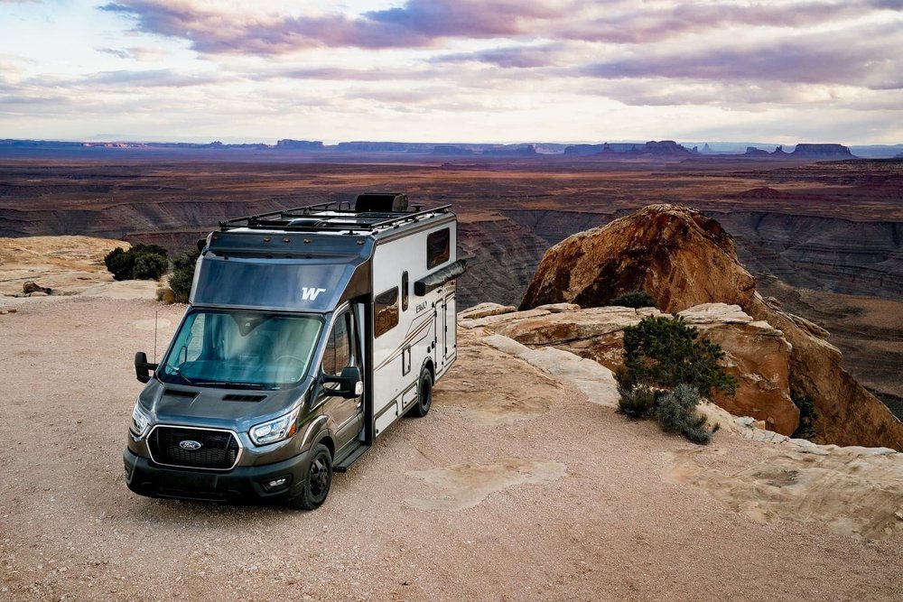 Phoenix RV Rentals: Winnebago & Thor RVs for Rent in AZ