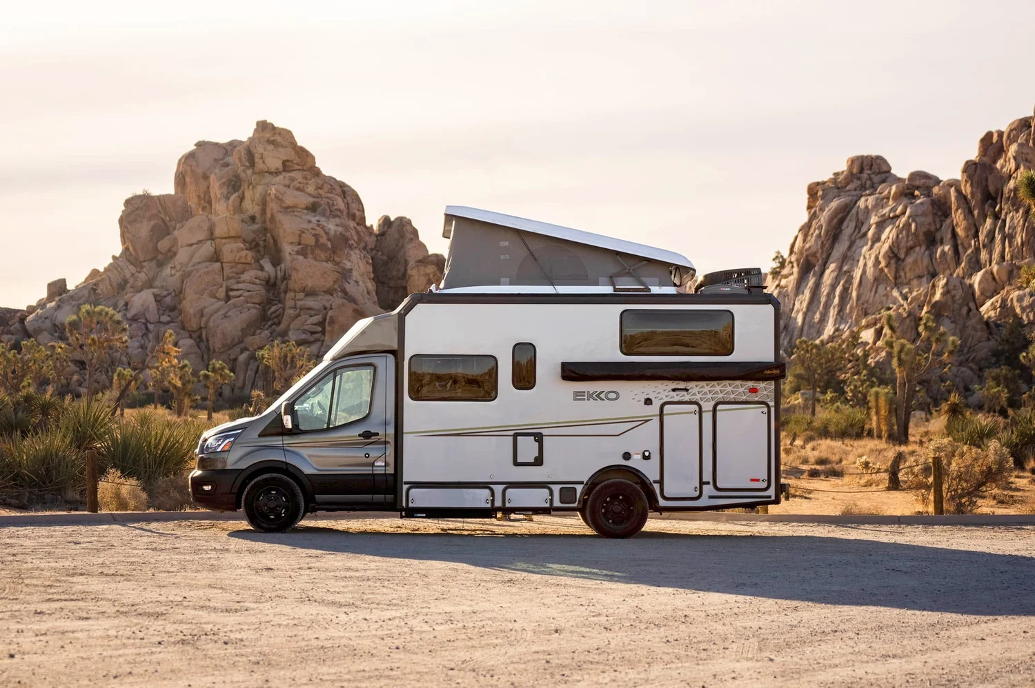 Winnebago EKKO for Rent - Vegas, Phoenix, Bozeman & Seattle