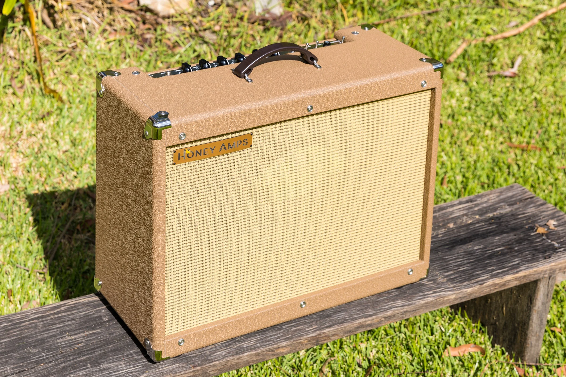 Honey Amps | Custom Guitar Amps | Hand made Valve Amps, Guitar Amps ...