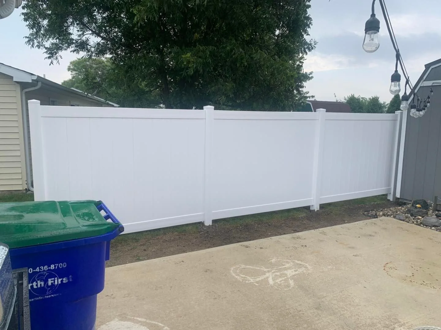 Vinyl Fences — Handy DAD Fencing