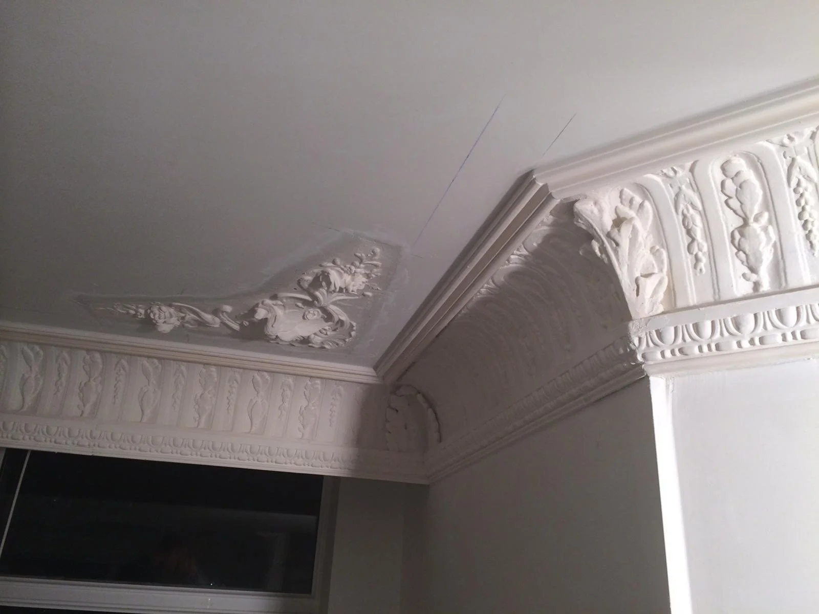 Ornamenten Plafonds, Restauraties, Bouwkunstenaars