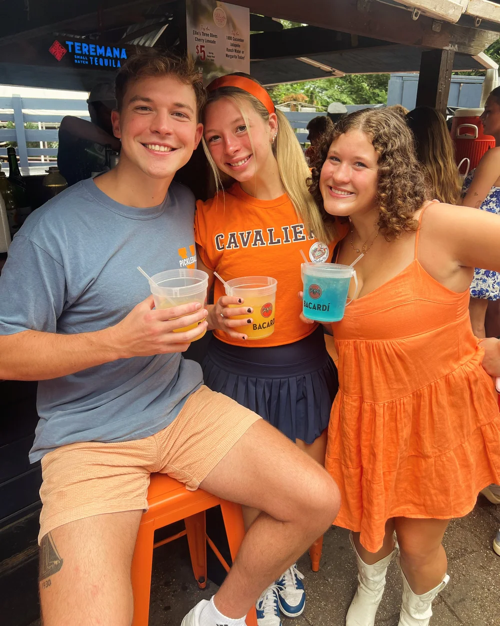 Ellie's Country Club