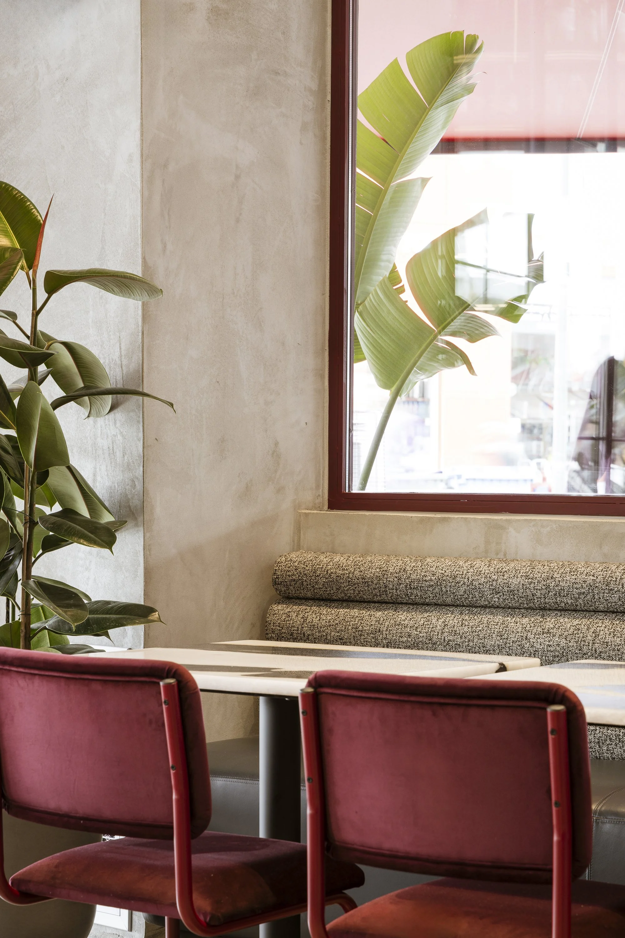 Skrew bar-restaurant — dashing architects