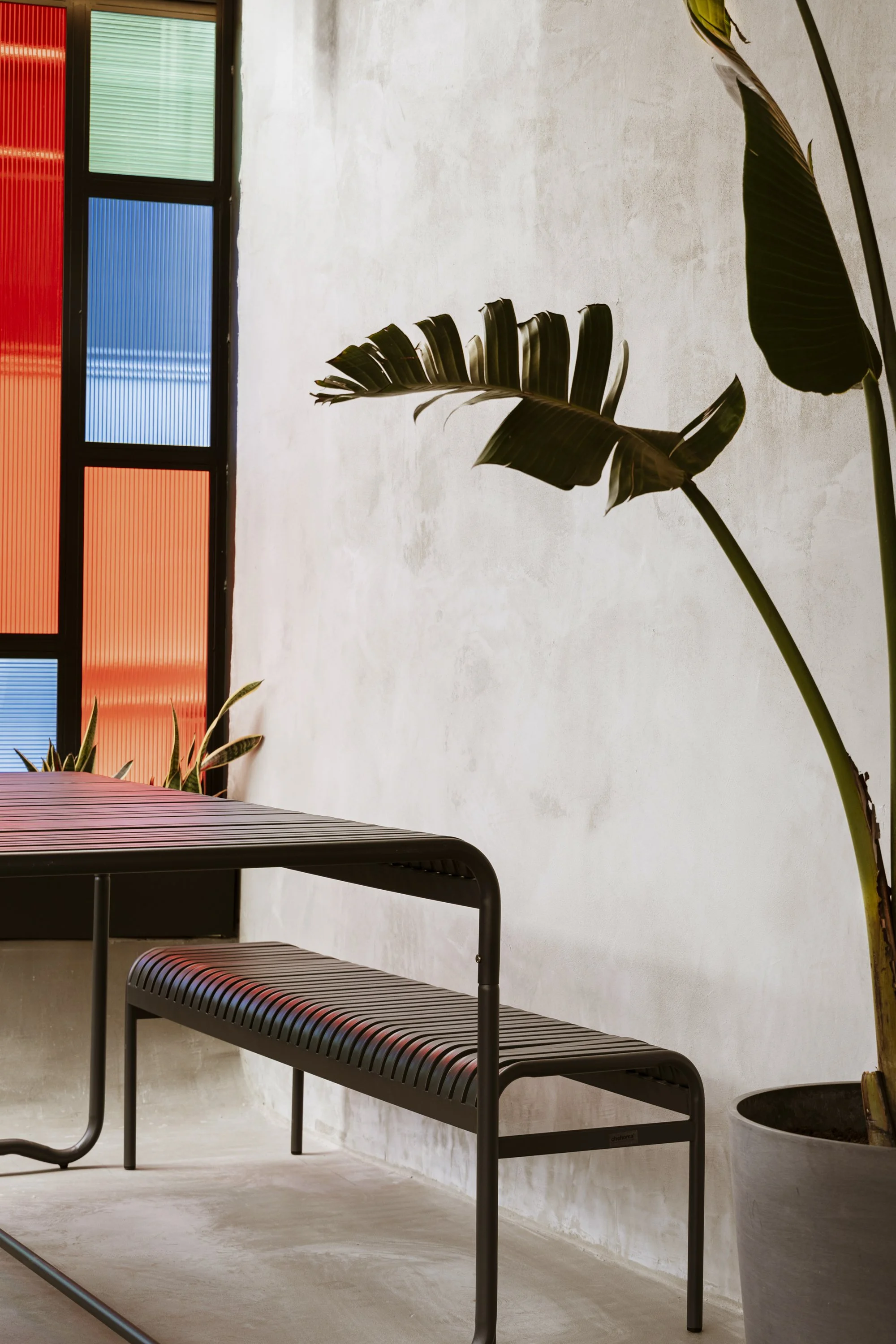 Skrew bar-restaurant — dashing architects