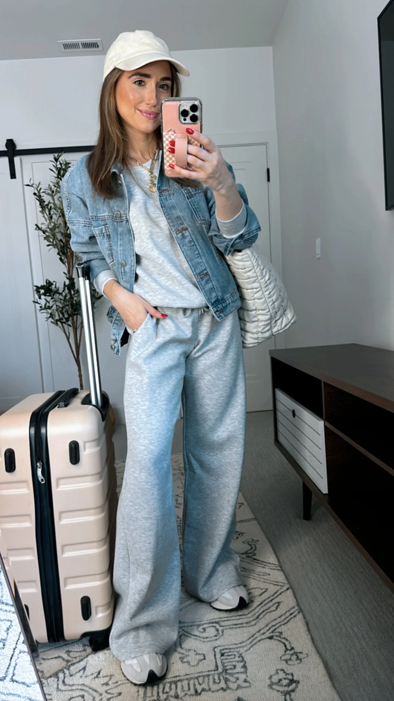 Comfy & Chic | Loungewear Looks You'll Want to Live In — Just Jacsy