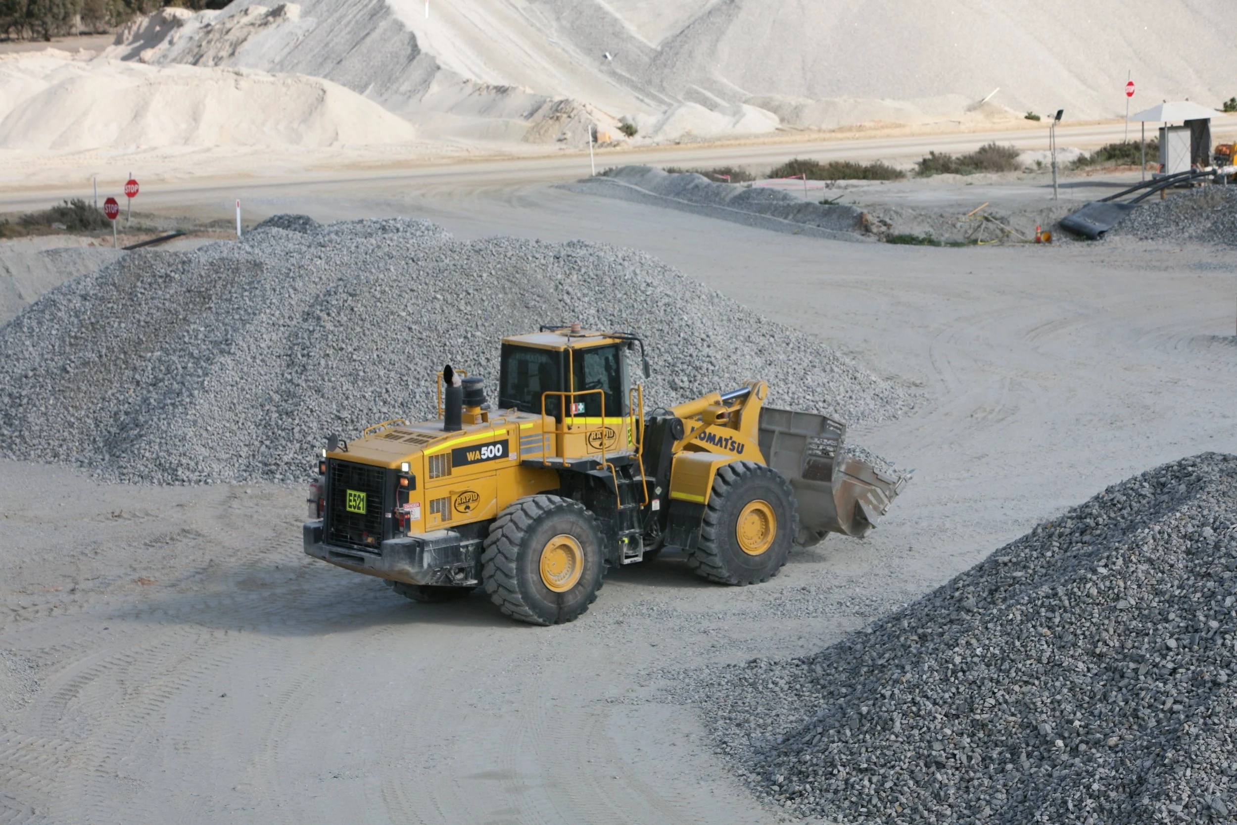 Loader Operator ROM (FIFO) 2/1 — Rapid Crushing & Screening Contractors PTY LTD