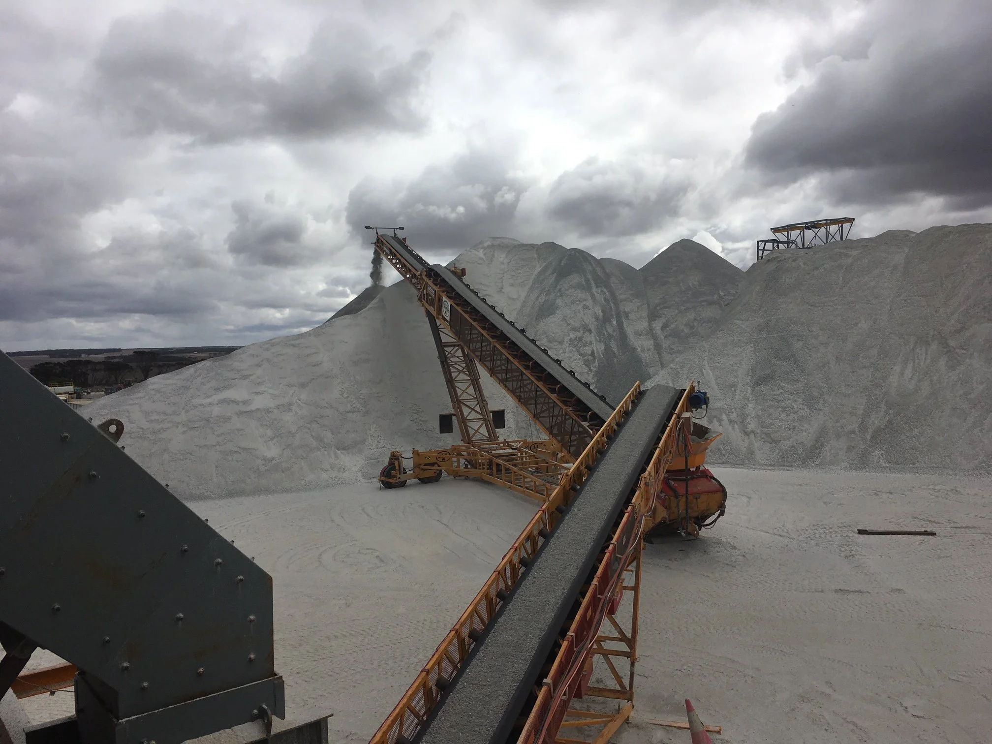 Rapid Crushing & Screening Contractors PTY LTD