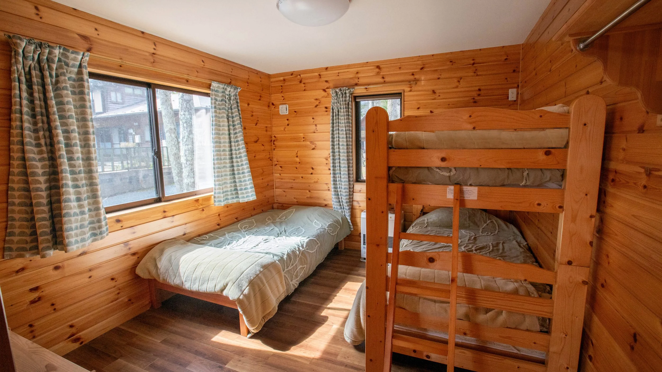 Cabin 7 — Yamanaka