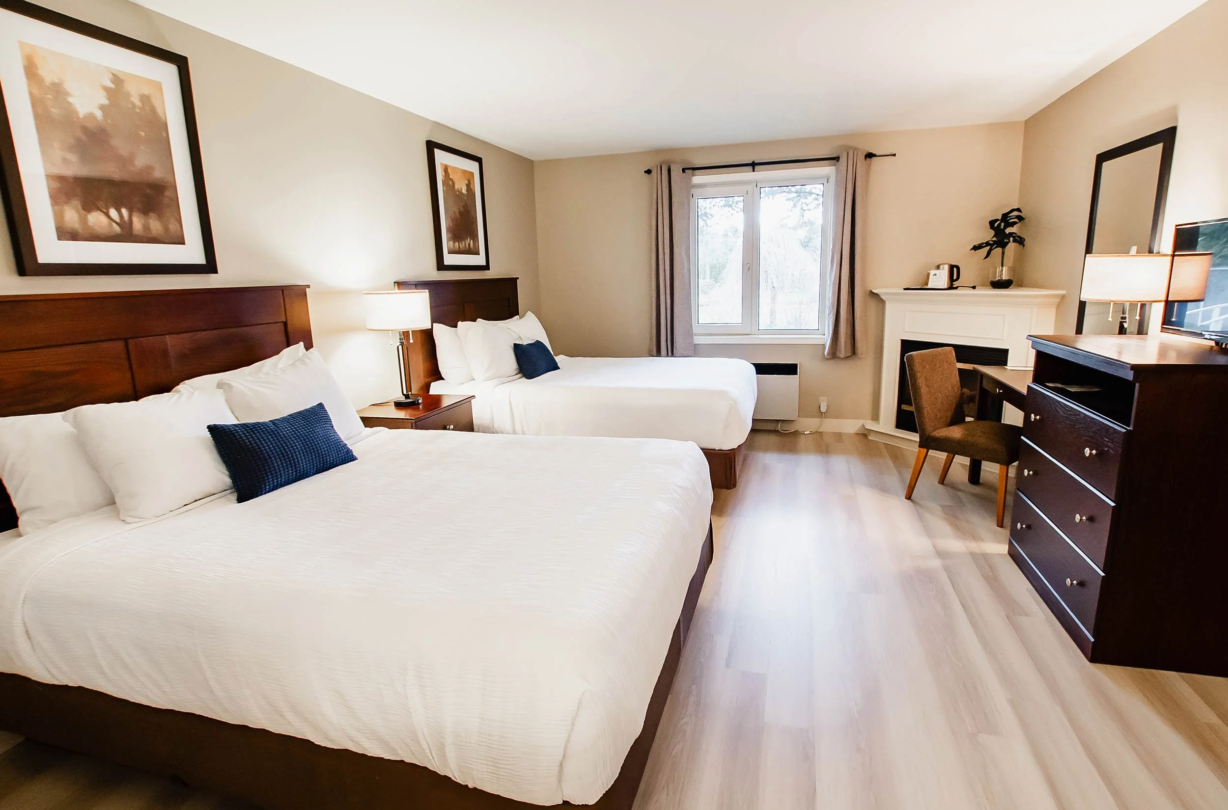 Standard Deluxe Room | Hessenland Inn & Schatz Winery Zurich Ontario