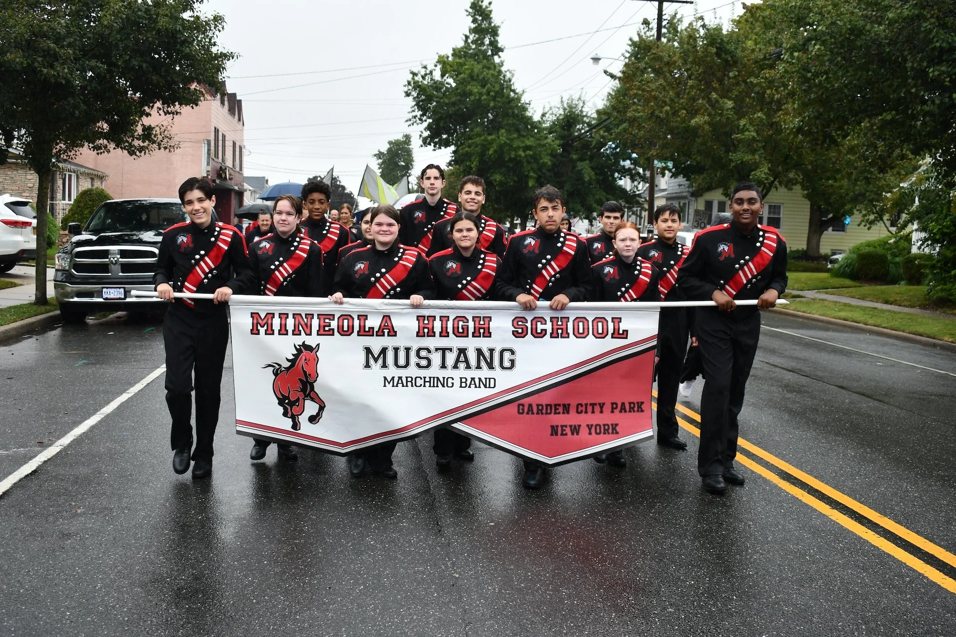 Mineola High School Homecoming Shines Despite Drizzle — The Williston Post