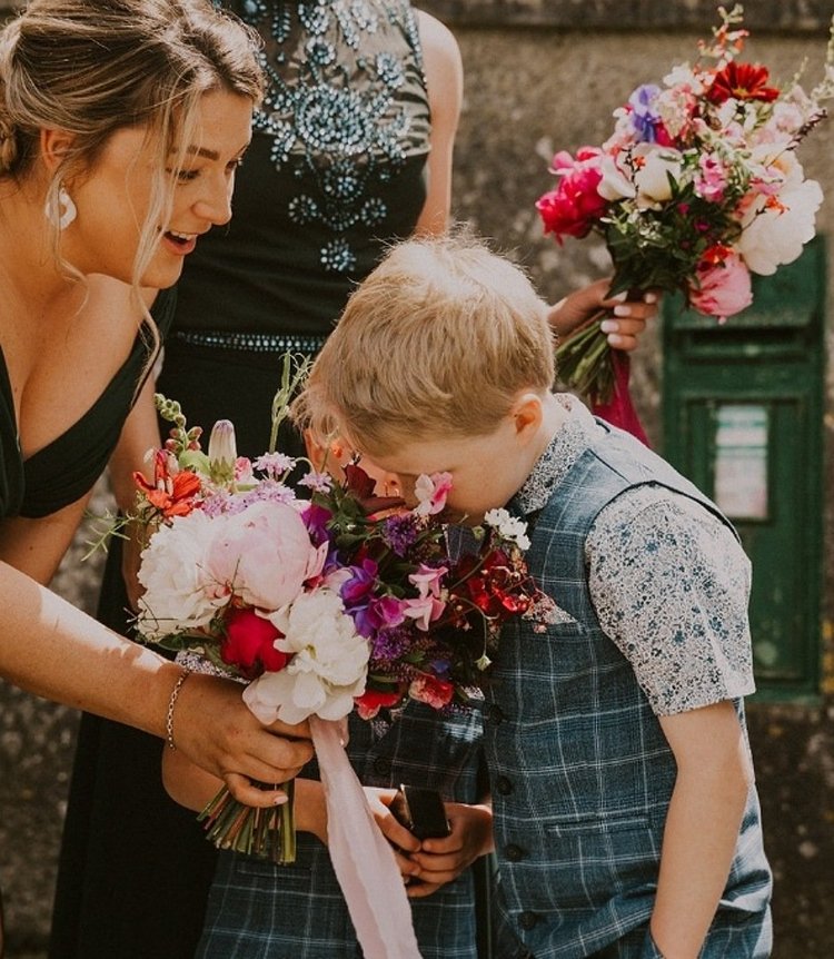 Howe Hill Flowers | Cork based florist | Romantic Wedding Flowers