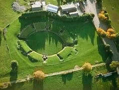 Roman Amphitheatres What were they for? — Gladiators v Lions