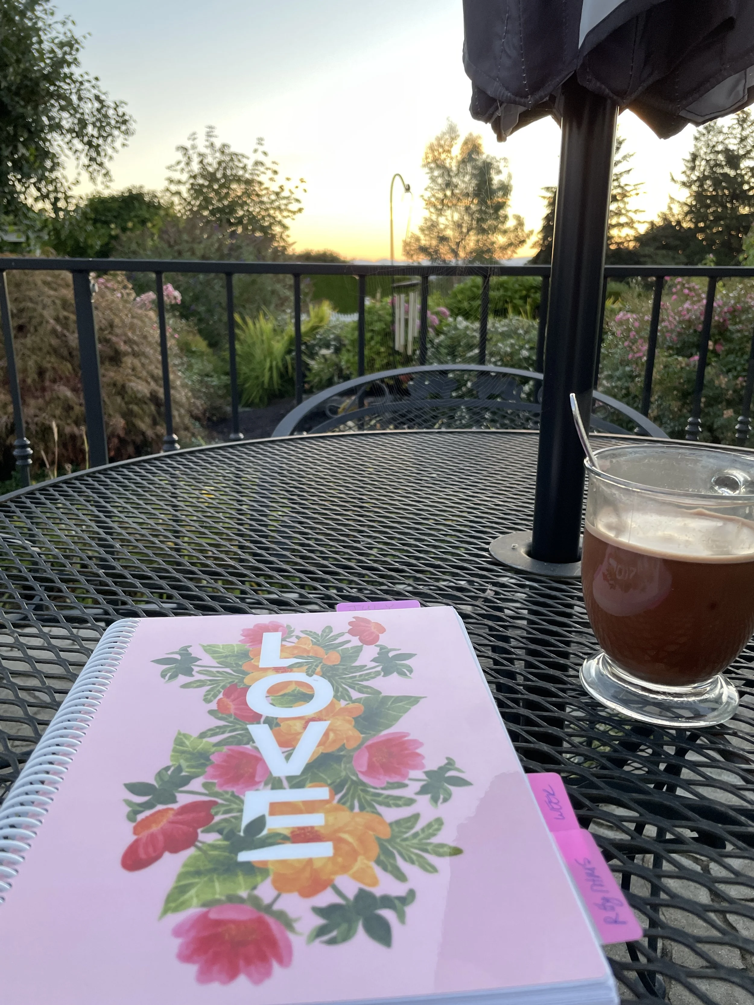 The Joy of Pen and Paper: Why I Still Love Journaling the Old-Fashioned ...