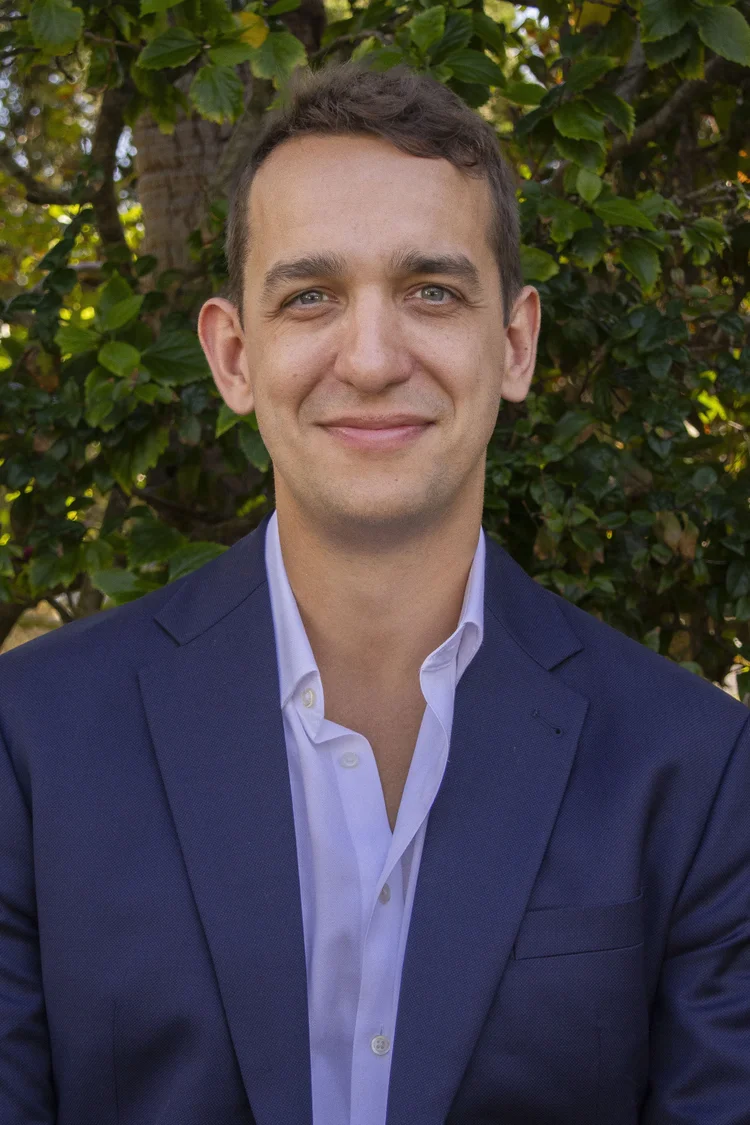 Dr. Iain Bohler — Orthopaedic & Physiotherapy Associates