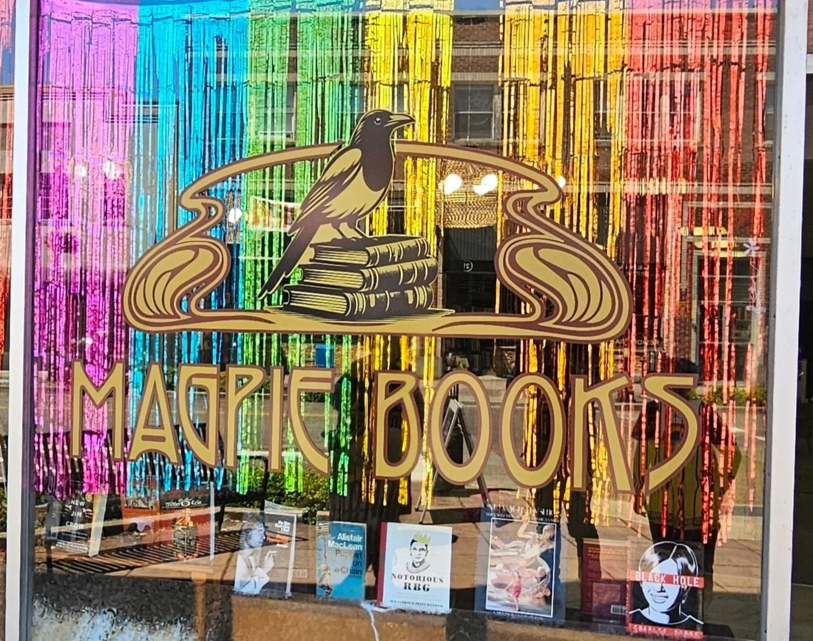 Welcome to Magpie Books