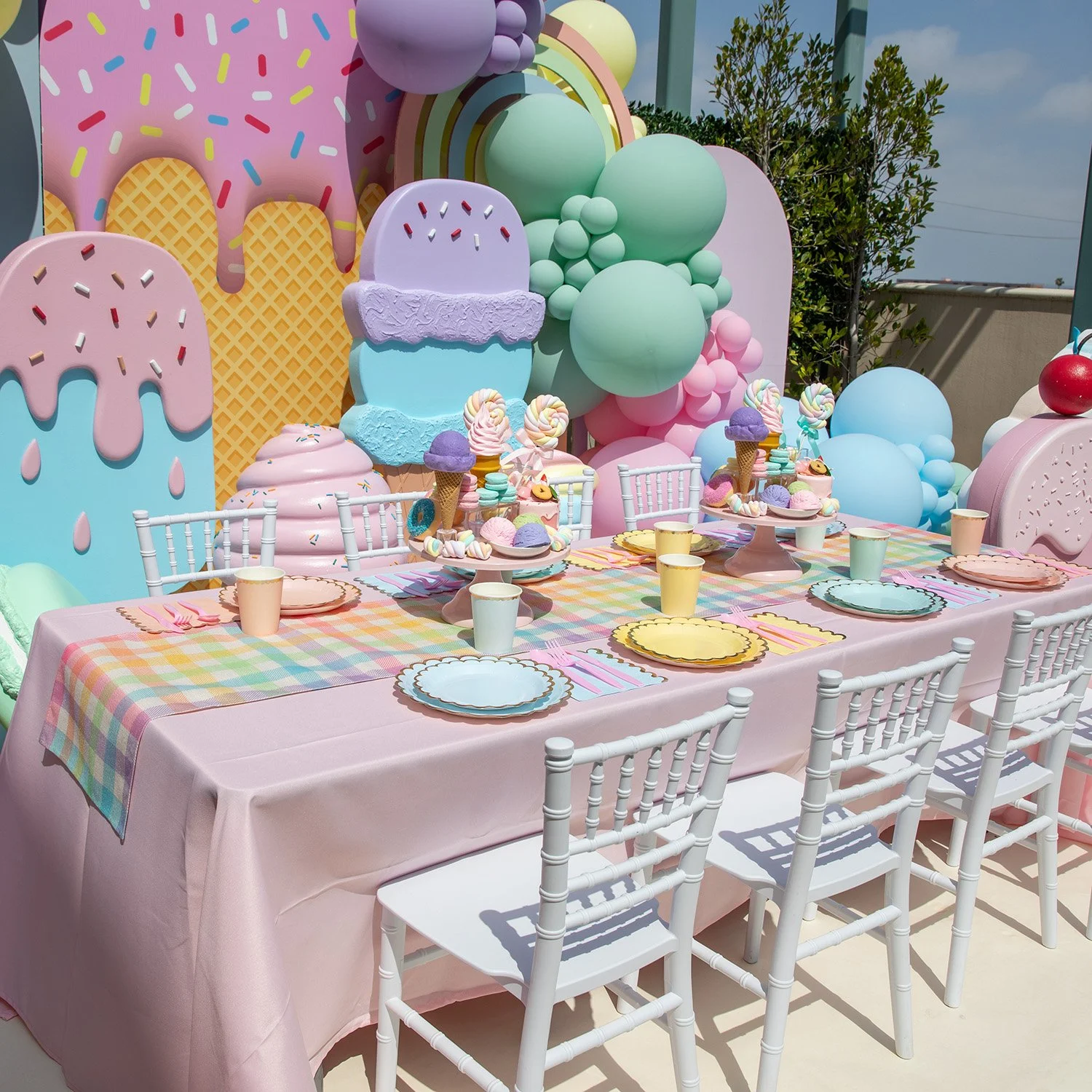Wall Backdrop Rentals in Los Angeles & Orange County