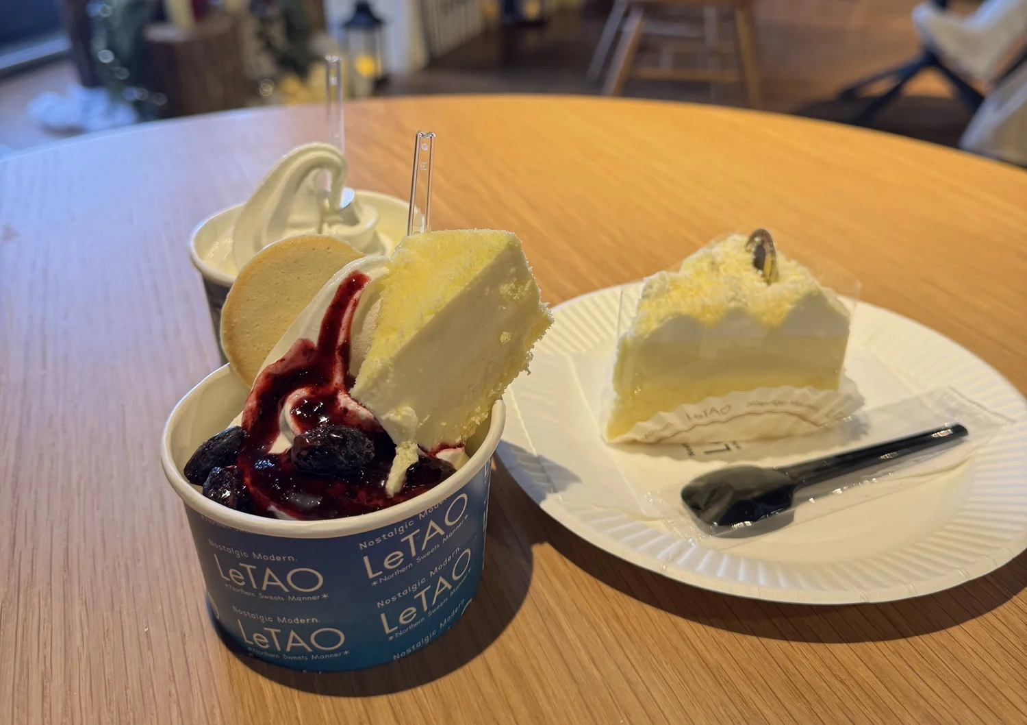 Otaru in the Winter - Otaru Canal, music boxes, glasswork, and Hokkaido milk desserts ...