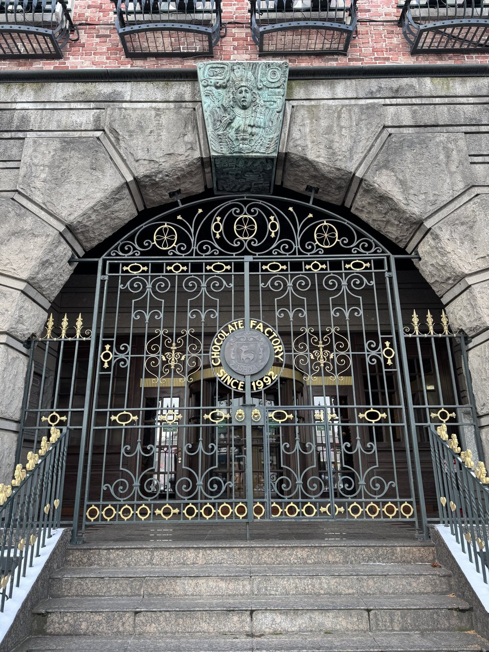Explore Sapporo - Nijo Market, Shiroi Koibito Park, Sapporo Beer Museum ...
