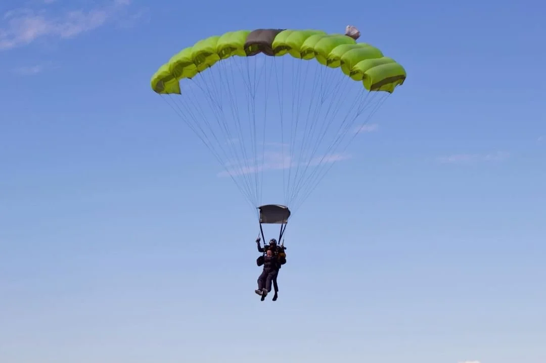 Tandem Skydiving | Experience Skydiving Today! — Viva Skydive