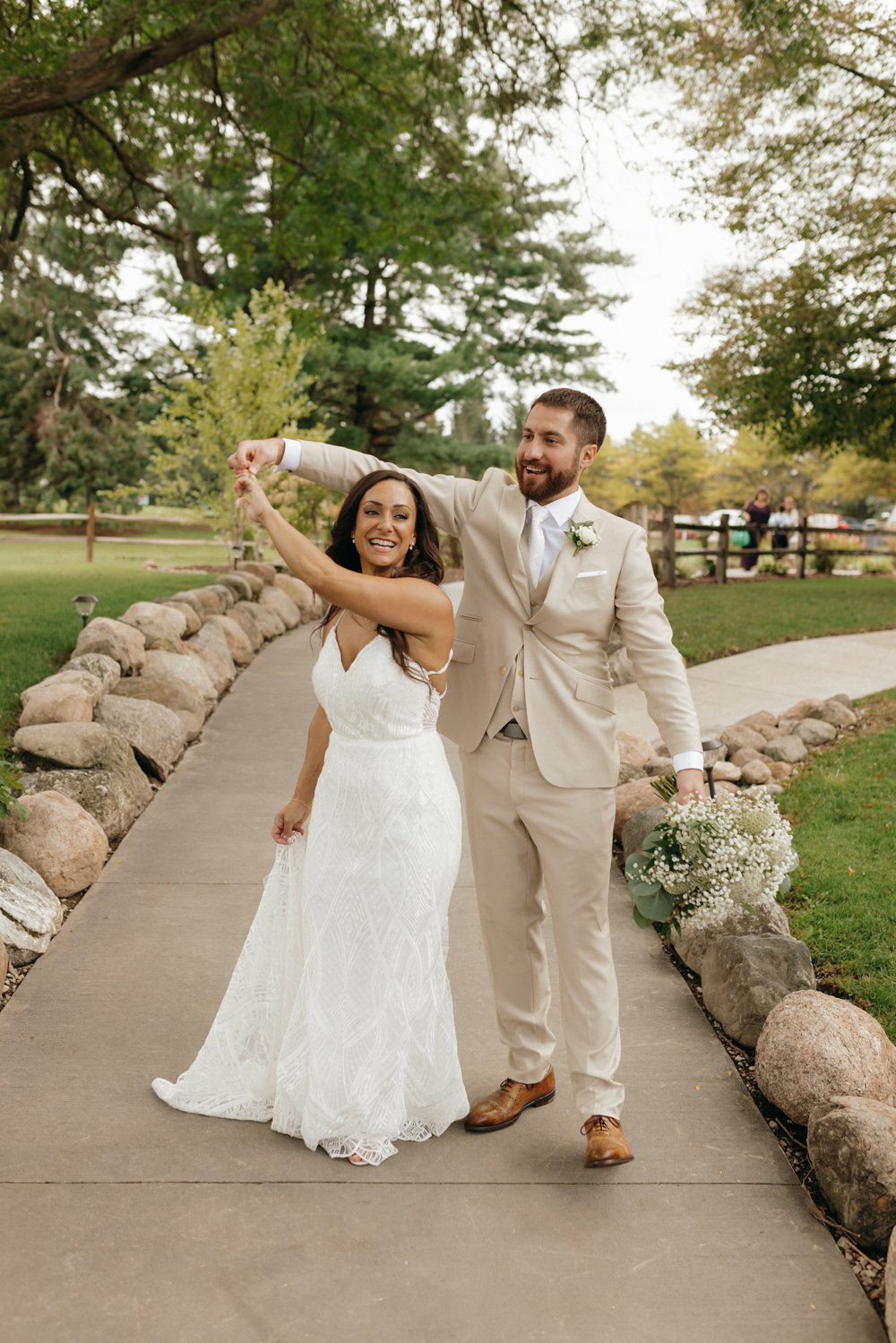 Sutton Barn Weddings | Barn Wedding Venue Ann Arbor