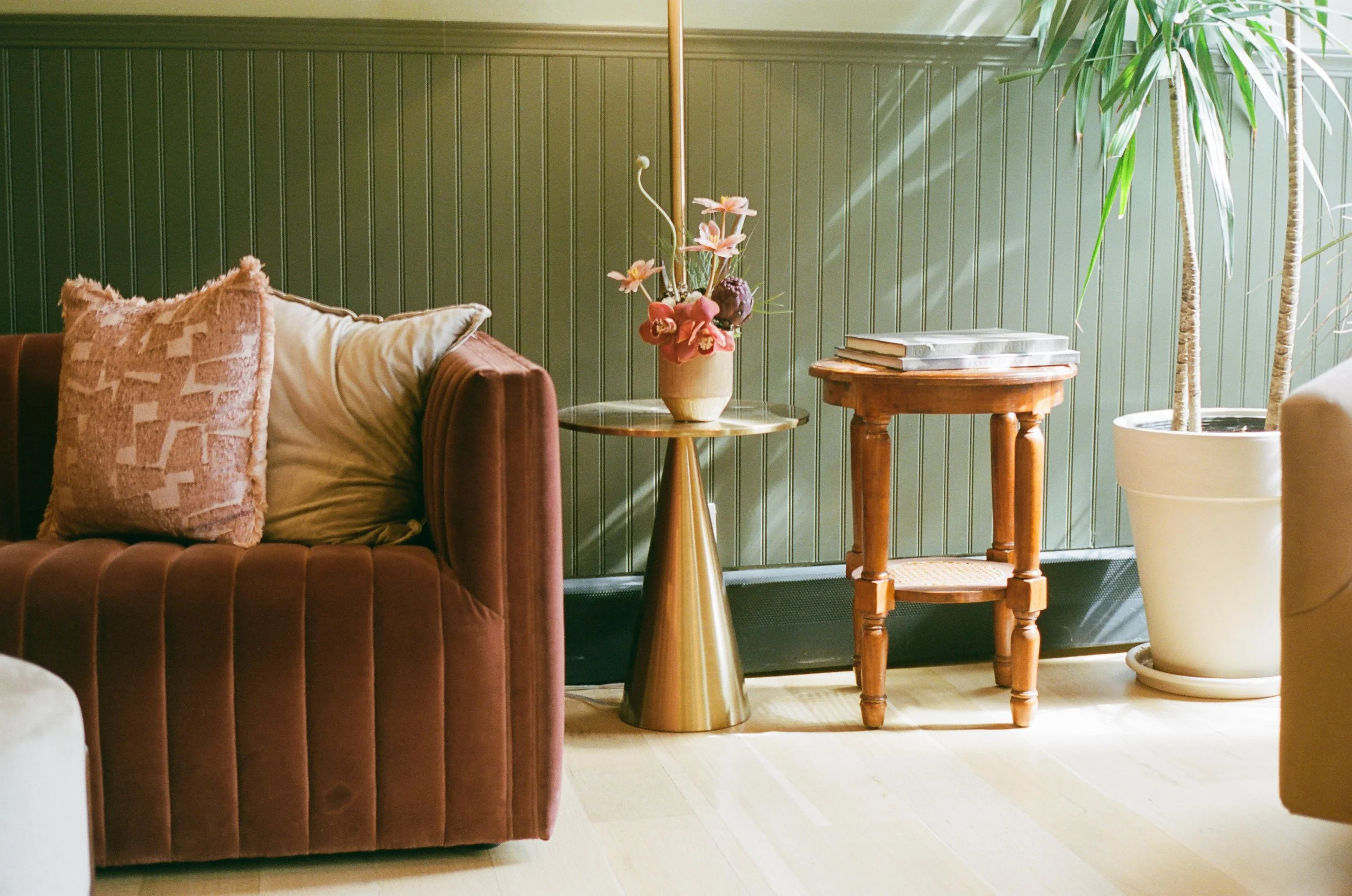 About — Rochester Hotel