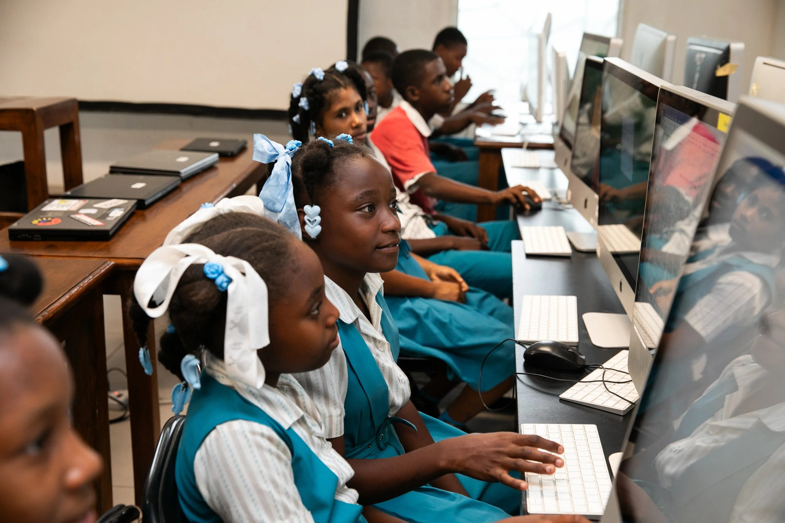 Haiti Projects: Empowering Women and Their Families