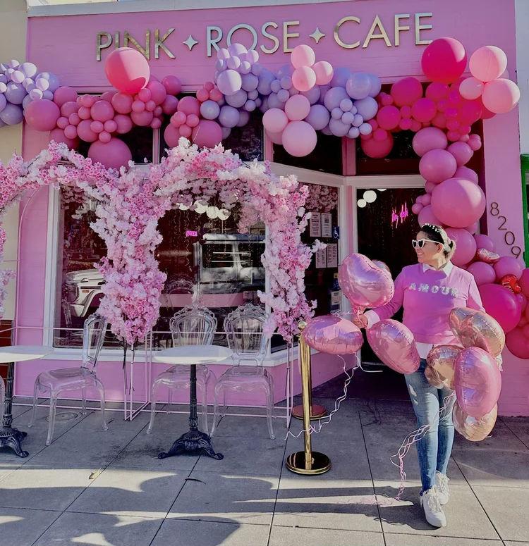 Pink Rose Cafe