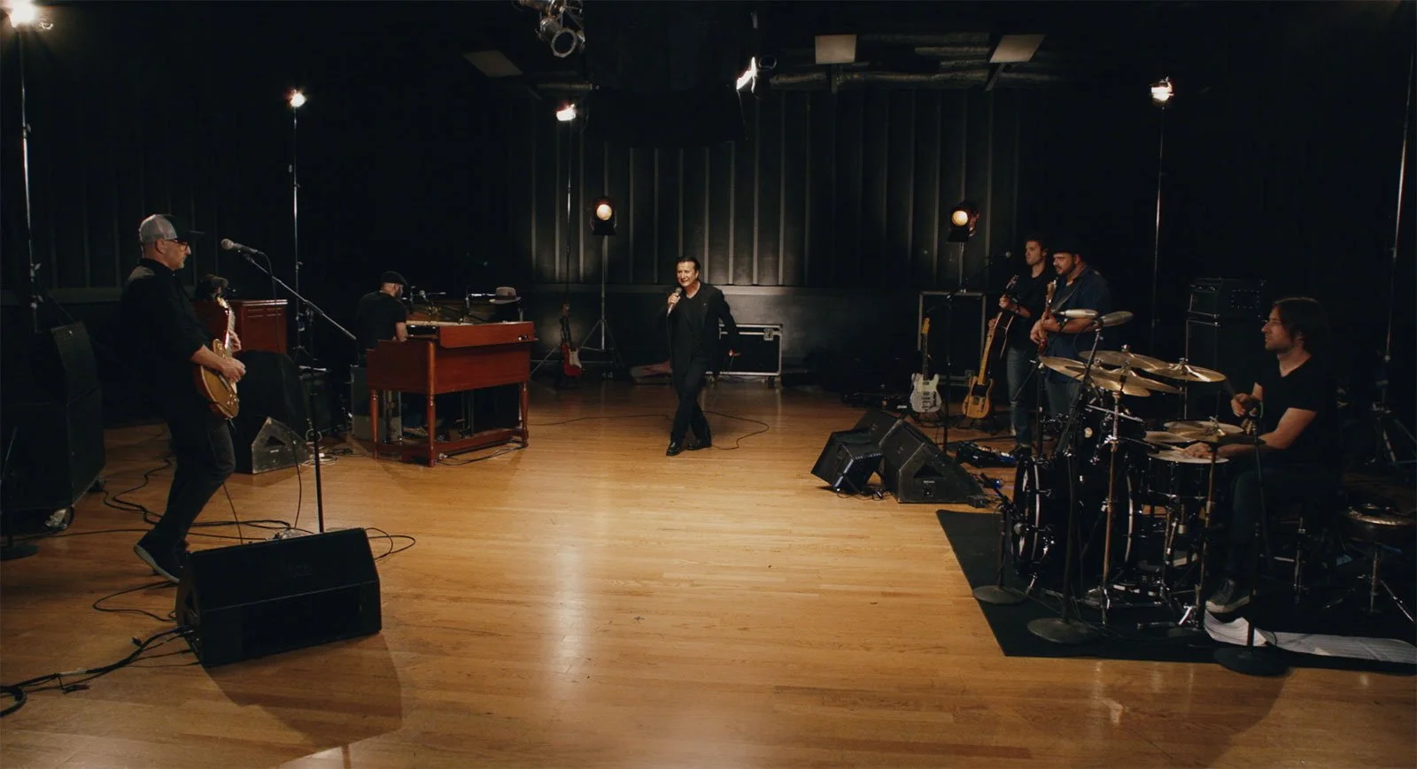 Follow Steve Perry On Social Media Steveperry Official Website