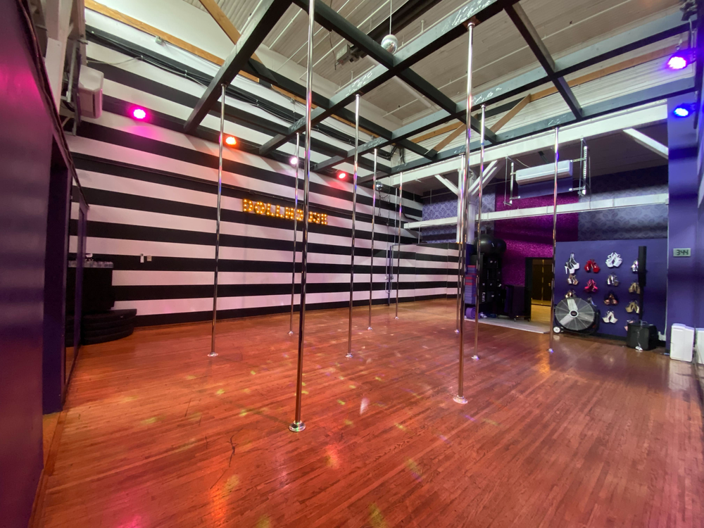 New Student Special — Dollhouse Pole Dance Studio