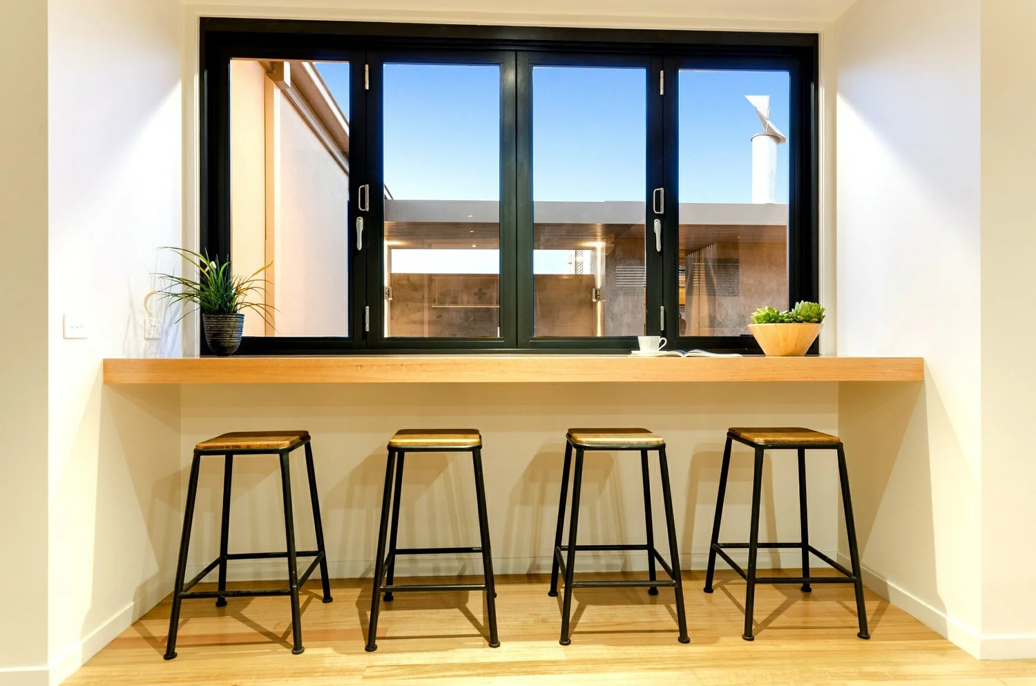 Window Warehouse - Store