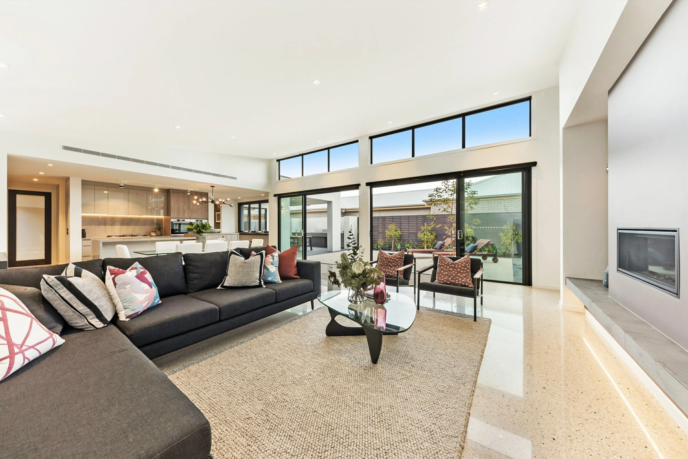 Window Warehouse - Store