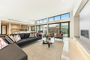 Window Warehouse - Store