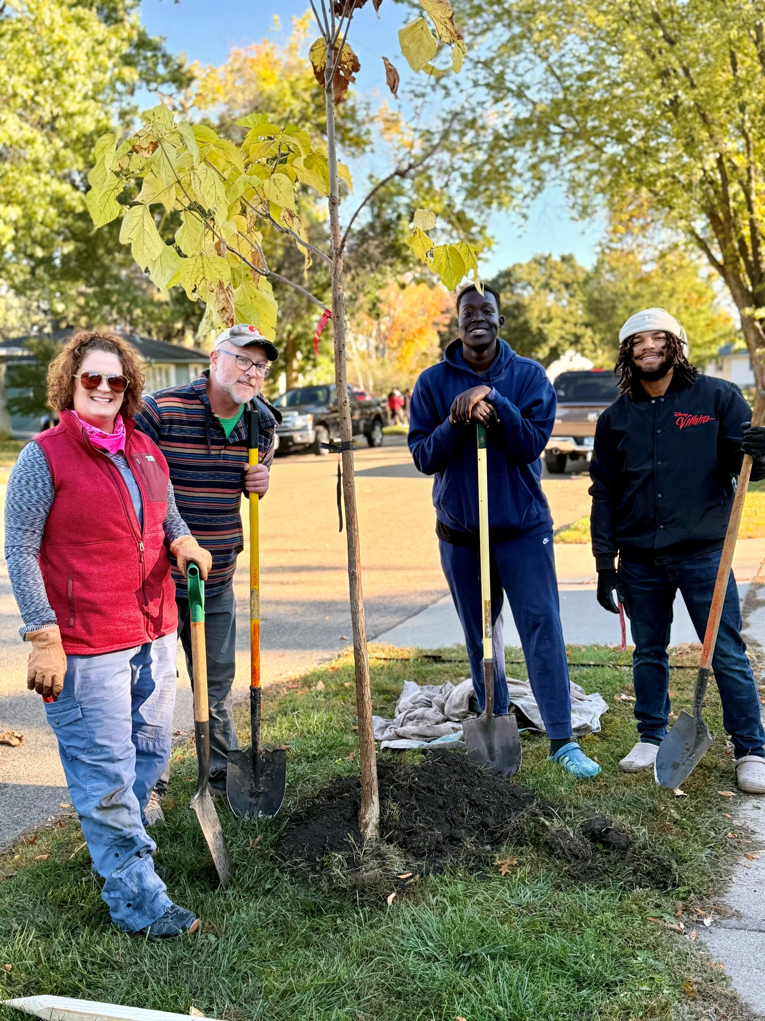 Over 100 Volunteers Grow the Urban Forest in Northgate Park — RNeighbors