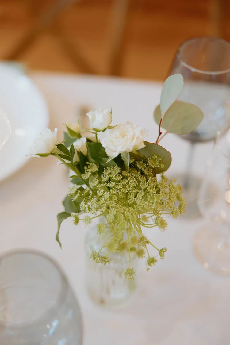 Lomey Dish Centerpiece - Savannah Florist — Ivory & Beau Wedding Boutique